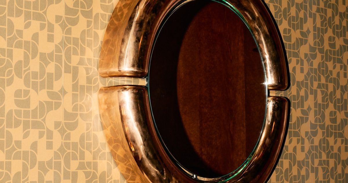 Oble Mirror, a reflected image
